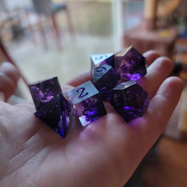 Malignant Midnight | Handmade Resin Polyhedral Dice Set for Tabletop ...