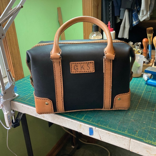 Doctor Bag Pattern: Leather Travel Weekender (PDF Download + Video) - Etsy