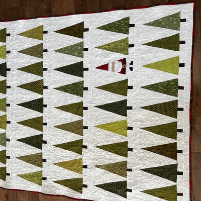 Santa in the Trees Quilt Pattern PDF - Etsy