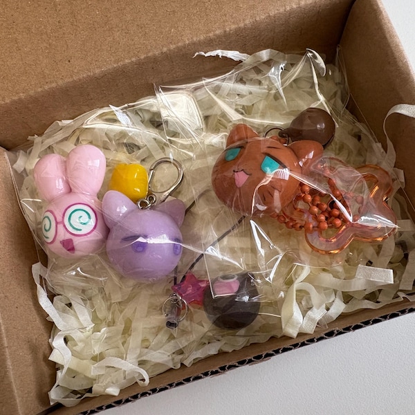 Keychain Mizi and Sua (alien Stage) - Etsy