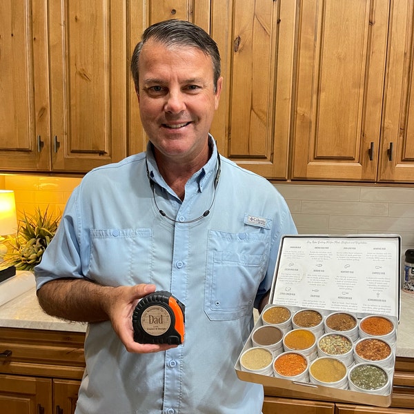 The Grill Guru Master Kit - Gift Set of 12 - All the Grilling Favorites ...