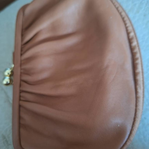 Large Retro Coin Purse With Gold Click-clack Clasp - Vintage Genuine ...