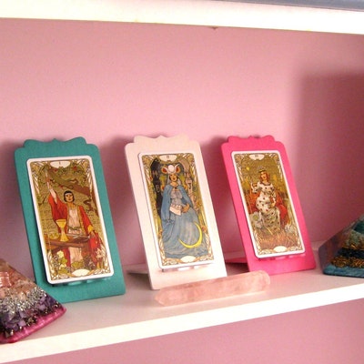 Engraved Single Tarot Stand & Oracle Stand for Tarot Cards and Oracle ...
