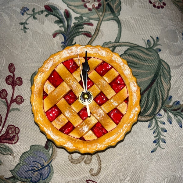Small Cherry Pie Clock - Etsy