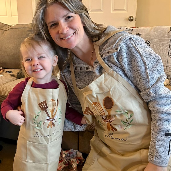 Custom Matching Easter Mama and Me Apron, Girls Easter Toddler Apron ...