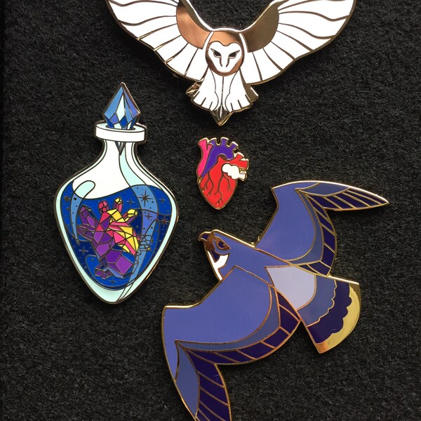 Peregrine Falcon Hard Enamel Pin: Art Deco Bird Brooch - Etsy