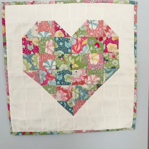 Log Cabin Heart Quilt Block Pattern Download - Etsy