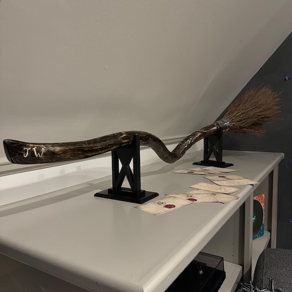 Punisher AR-15 Magwell Stand - Etsy