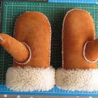 DIY Style Sheepskin Mitten Patterns Leathercraft Kit Patterns and ...
