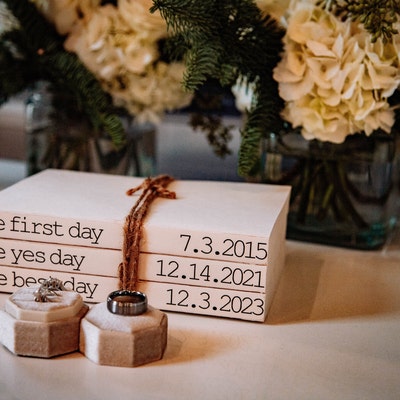 Custom Book Stack Centerpiecewedding & Home Decormade With Real Booksliterary Wedding ...