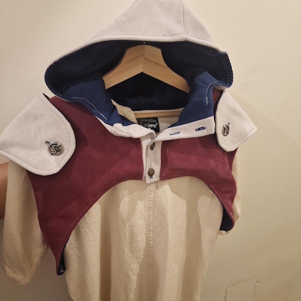 Hooded Half Vest Sewing Pattern, LARP Rogue Pattern, Medieval Villain ...