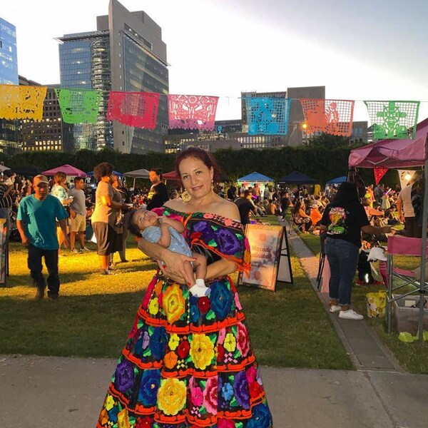 Traditional Chiapas Mexican Dress. Ideal Dress for Folkloric Dance, Quinceañeras and Events ...