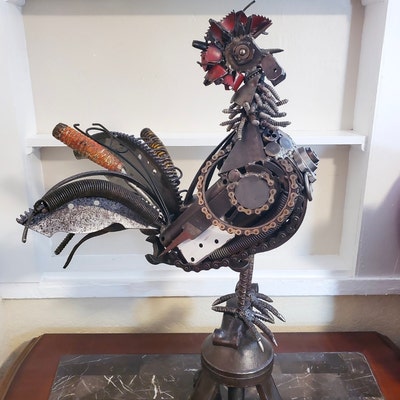 Reclaimed Scrap Metal Double Carriage Bolt Honeybee on Nut Honeycomb ...