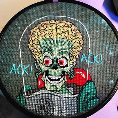 PDF Neon Xenomorph Warrior Alien Cross-stitch Pattern Embroidery Aliens ...