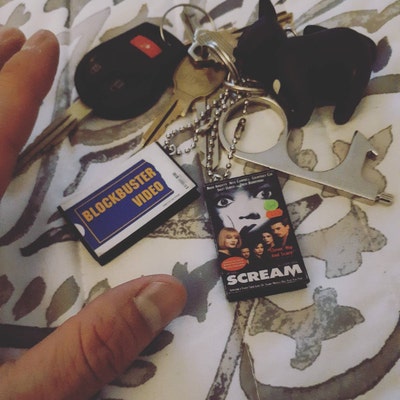 Scream Classic Horror Vhs Dvd Bluray Movie Keychain - Etsy