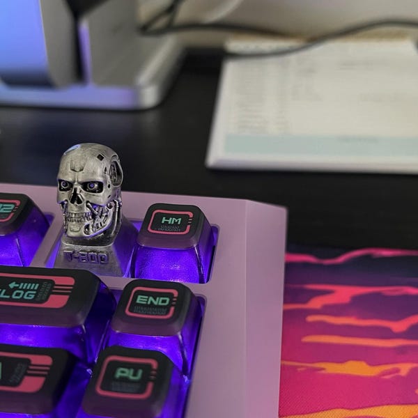 Terminator T-800 Skull Backlit Keycap, MX RGB Cherry Switch Mechanical ...