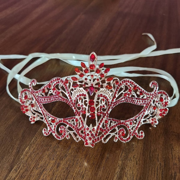 Masquerade Mask Luxury Crystal, Rhinestone Eye Red Mask, Elegant Party ...