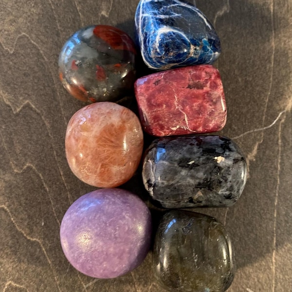 High-grade Gemmy Rose Quartz Tumbled, Stone of Universial Love, Star ...