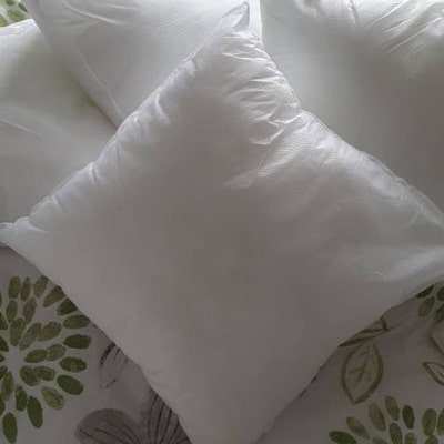 Customised Duck Feather Round Cushion Pads Insert Inners Scatters ...