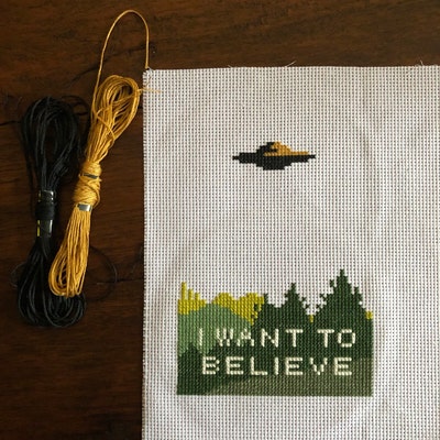 Babel Fish Cross Stitch Pattern Hitchhiker's Guide to the Galaxy - Etsy