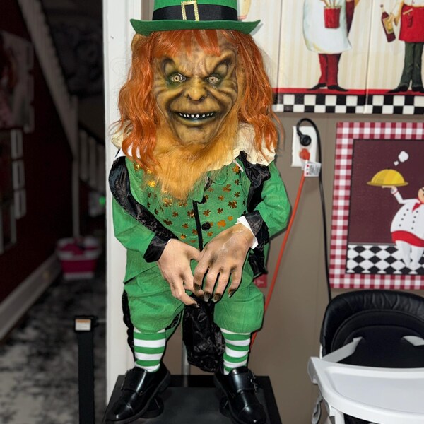 Alien Movie Xenomorph Chest Popper Inspired Bloody Wine Topper - Etsy