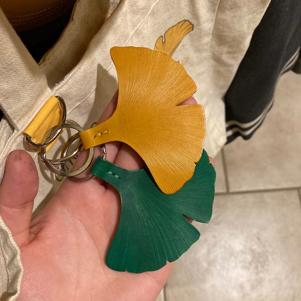 100% Handmade (buy One Get One Free) Ginkgo Leaf Key Chains Ginkgo Leaf ...