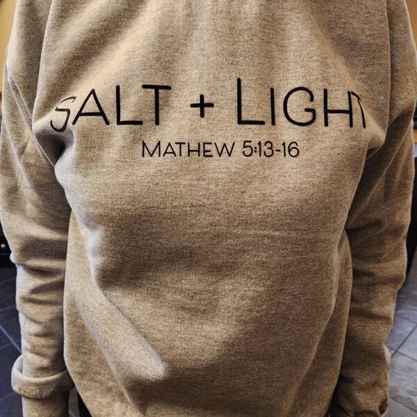 Daisy Floral Hand Embroidered Cream Apple Watch Band | Flower ...