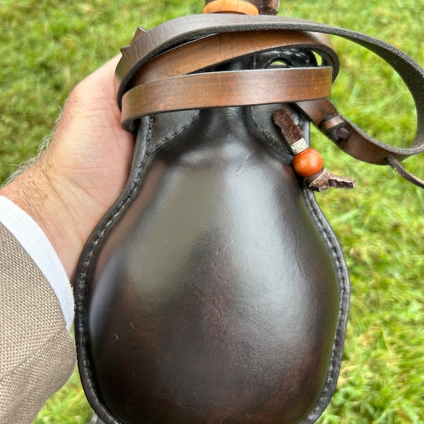 Kidney Shaped Leather Water Skin, Leather Bottle, Leather Wineskin ...