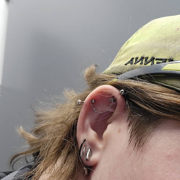 Industrial Piercing Bars With Chains, Ear Cartilage Bars With Chain ...