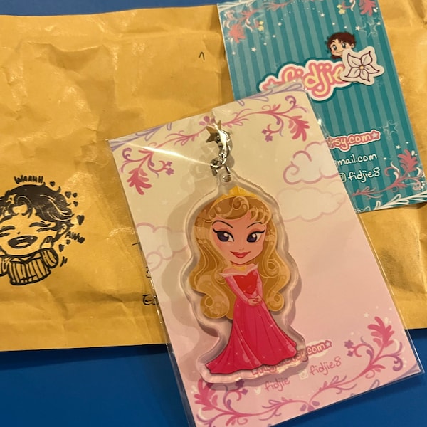 Keychains Disney Princesses Acrylic Charms Cute Gifts Heroines Ariel ...