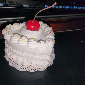 Heart Shaped Cake Box - Etsy