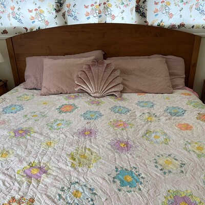 Dirty Pink Velvet Mussel Sea Shell Pillow, Throw Velvet Shell Pillow ...