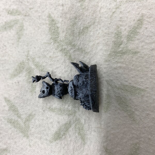 Hastur King in Yellow Eldritch Cultist Bishop Epic Miniatures 3d ...