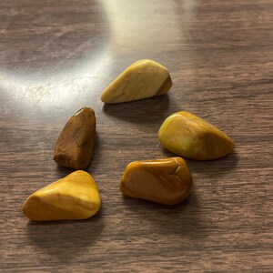 Yellow Jasper Tumbled Gemstones | Polished Jasper | Tumbled Gemstones ...