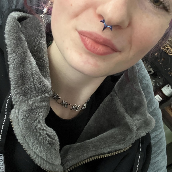 Large Spike Vertical Labret Jewelry, Angel Fangs Piercing Curved ...