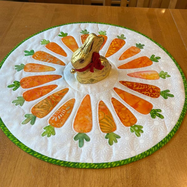 PDF Pattern Easter Eggs Quilted Table Topper, Digital PDF Pattern ...