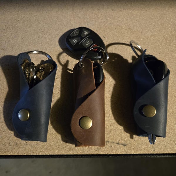 Personalized Minimalist Key Holder, Leather Key Fob, Key Organizer ...