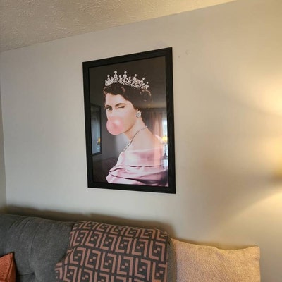 Queen Elizabeth II Print, Queen Elizabeth Wink,bubblegum Art,eclectic ...