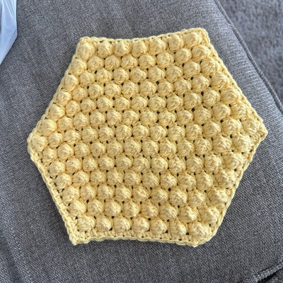 CROCHET PATTERN // Bobble Hexagon Trivet // Modern Trivet Pattern ...
