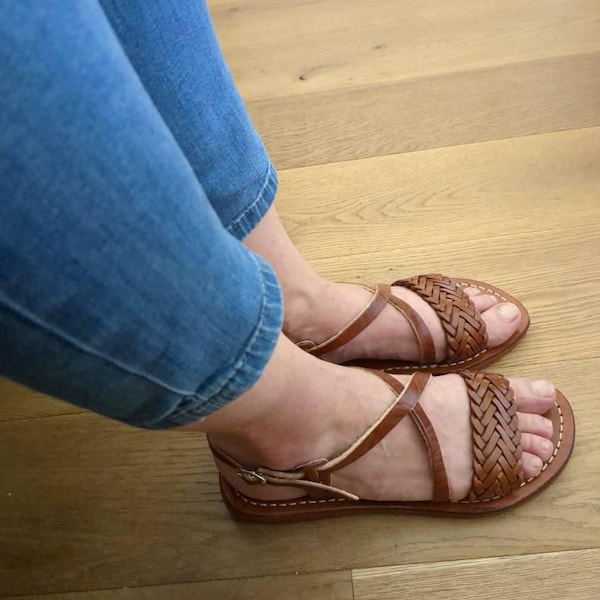 Handmade Moroccan Leather Sandals for Women – Brown Toe Loop Flat ...