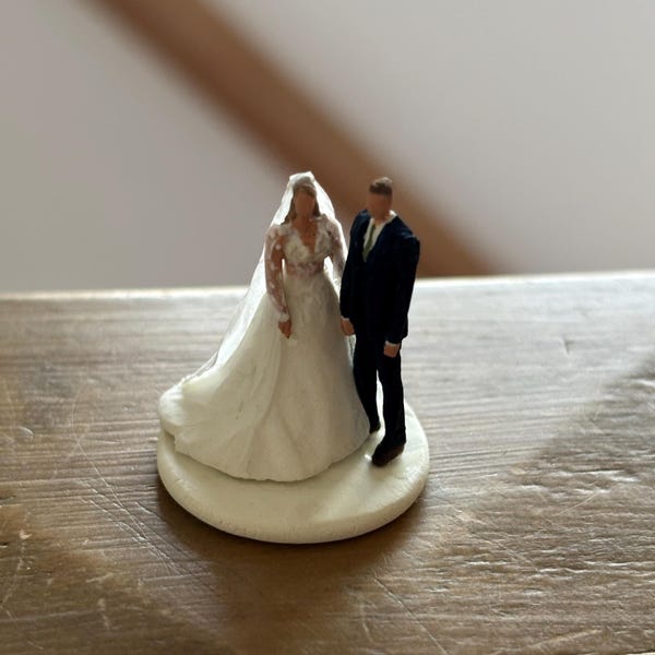 Personalised Miniature Figurine Bridal Couple Bride and Groom Wedding ...