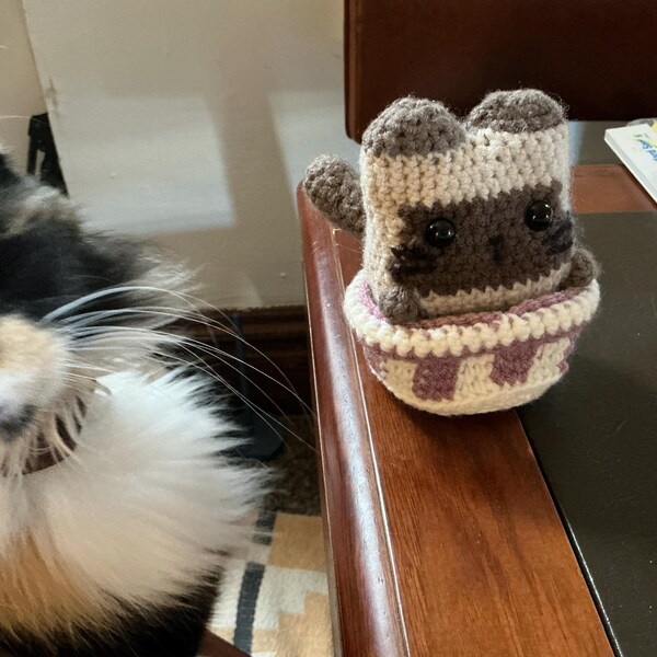 Crochet Pattern - Catloaf in the Box - Calico + Bicolor Cat Amigurumi ...