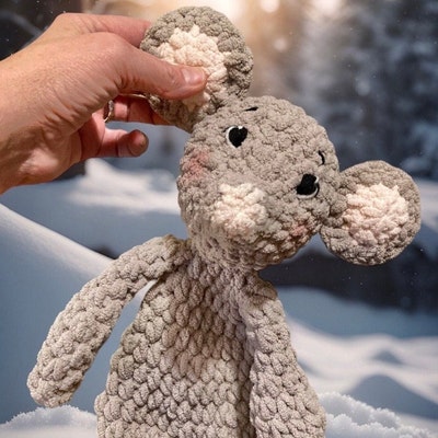 Molly Mouse Crochet Pattern / Molly Muis Haakpatroon - Etsy