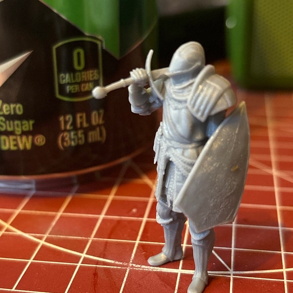 Pretty Good Knight / Tabletop Model / Miniature Figurine | Realstone ...