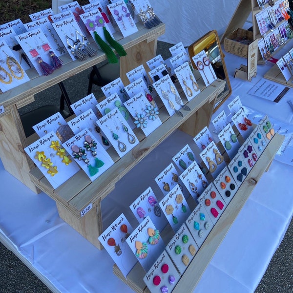 Tiered Slotted Shelf Display Stands, Market Shelf Display, Step Display ...