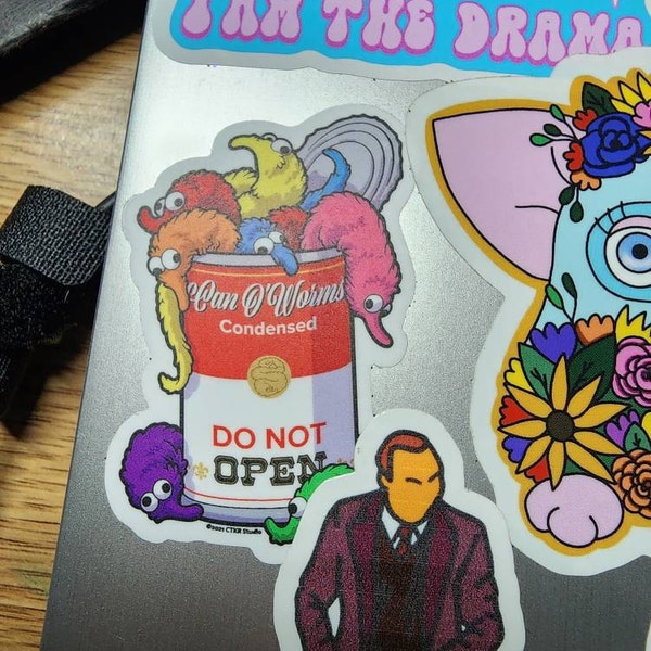 VS030 / Worm on a String Can of Worms Sticker / Funny Squirmy Worm ...