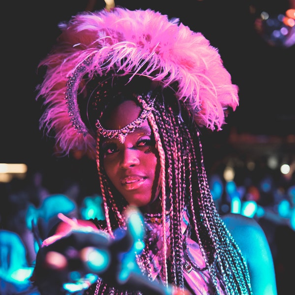 Feather Halo Crown/ Headdress Austrich Feather Festival Rave Party Gift ...