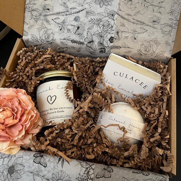 Personalized Wedding Gift Candle Mr and Mrs Candle Customized ...