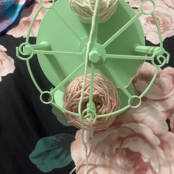 The Colorwork Wheel V2.0 by Maeli Designs - 3D Printed Yarn Untwisting ...