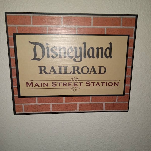 Disney Halloween Town Disney Movie Original Classic Home Halloweentown ...